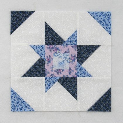 Asymmetrical Star Quilt Block - CURIOSODAWEB.COM