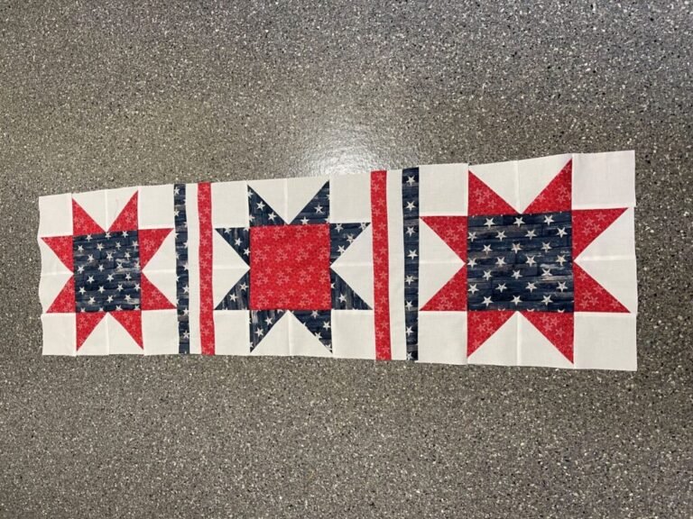 Patriotic Table Runner - Pattern - CURIOSODAWEB.COM