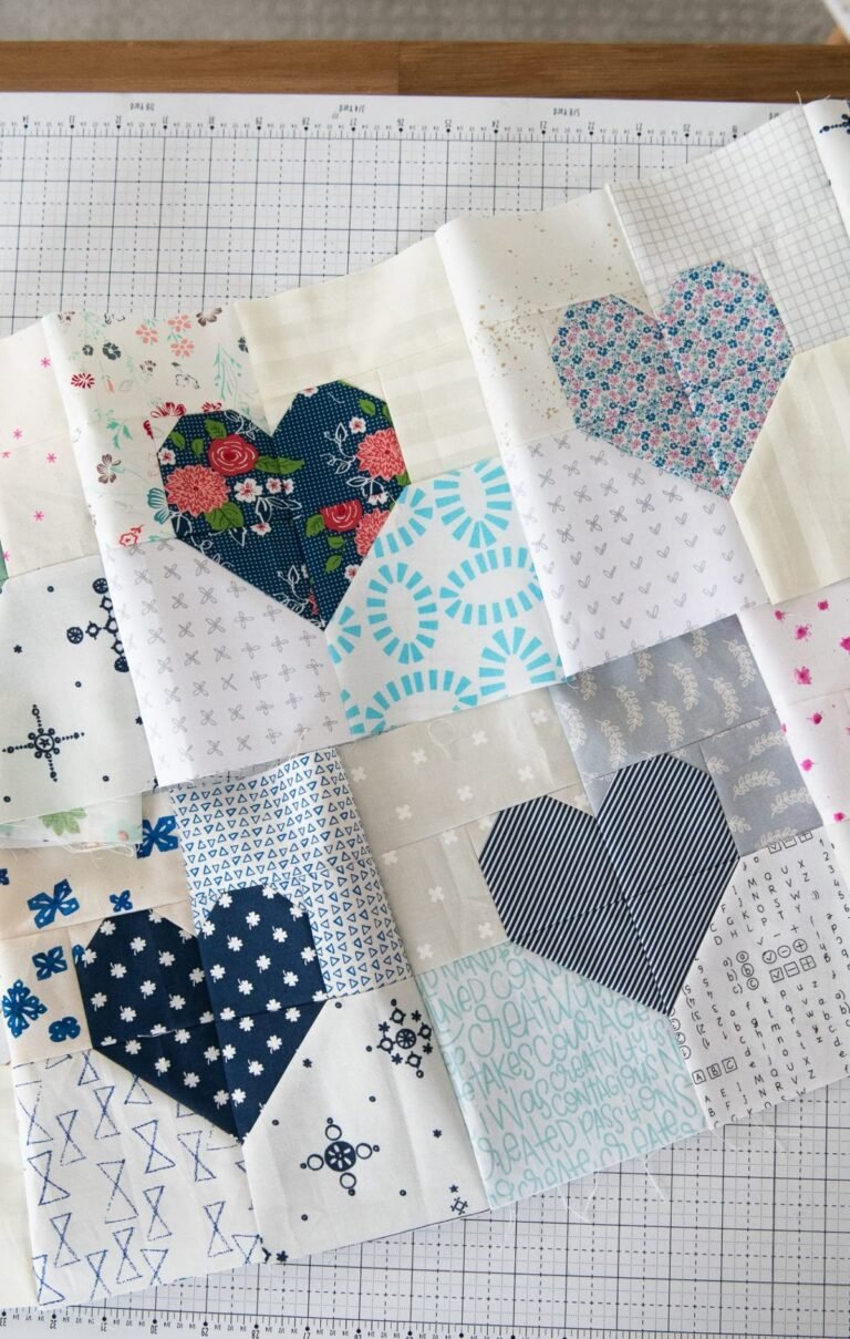 Patchwork quilt with hearts - Pattern - CURIOSODAWEB.COM